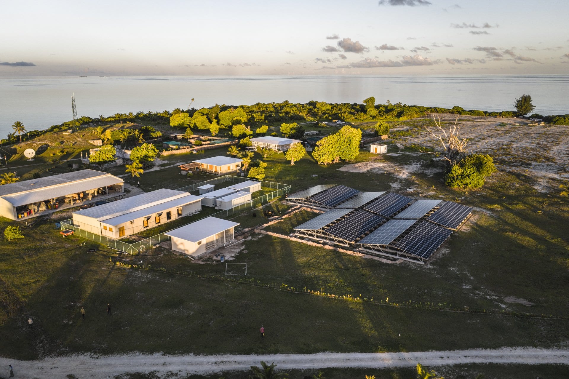 BLUE SAFARI SEYCHELLES CHAMPIONS RENEWABLE ENERGY IN THE SEYCHELLES ...